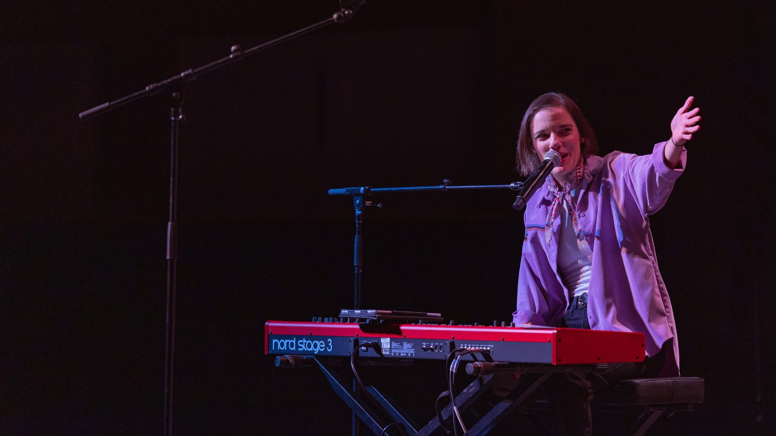 Sarah Kroger – A Night of Worship for a Good Cause- AD Today