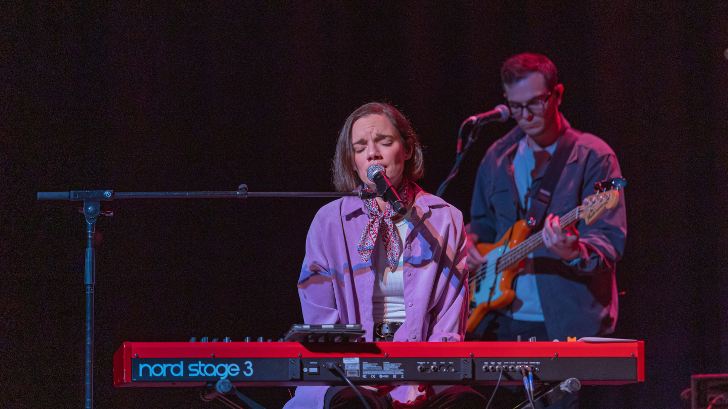 Sarah Kroger – A Night of Worship for a Good Cause- AD Today