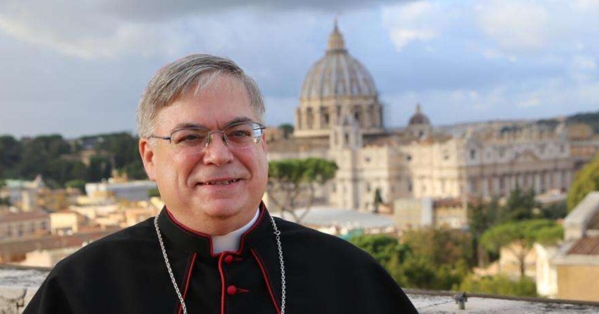 The Shadow of the Cross and the Glow of the Resurrection: A Holy Week Q ...